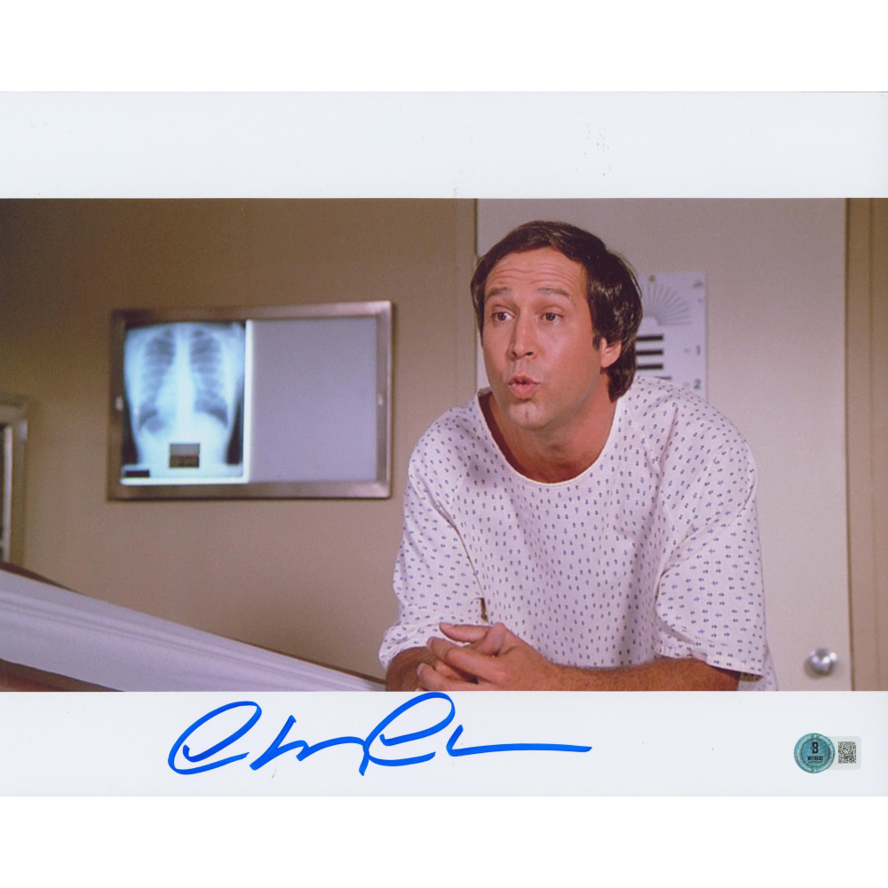 Chevy Chase Signed "Fletch" 11x14 Photo (Beckett) | Pristine Auction