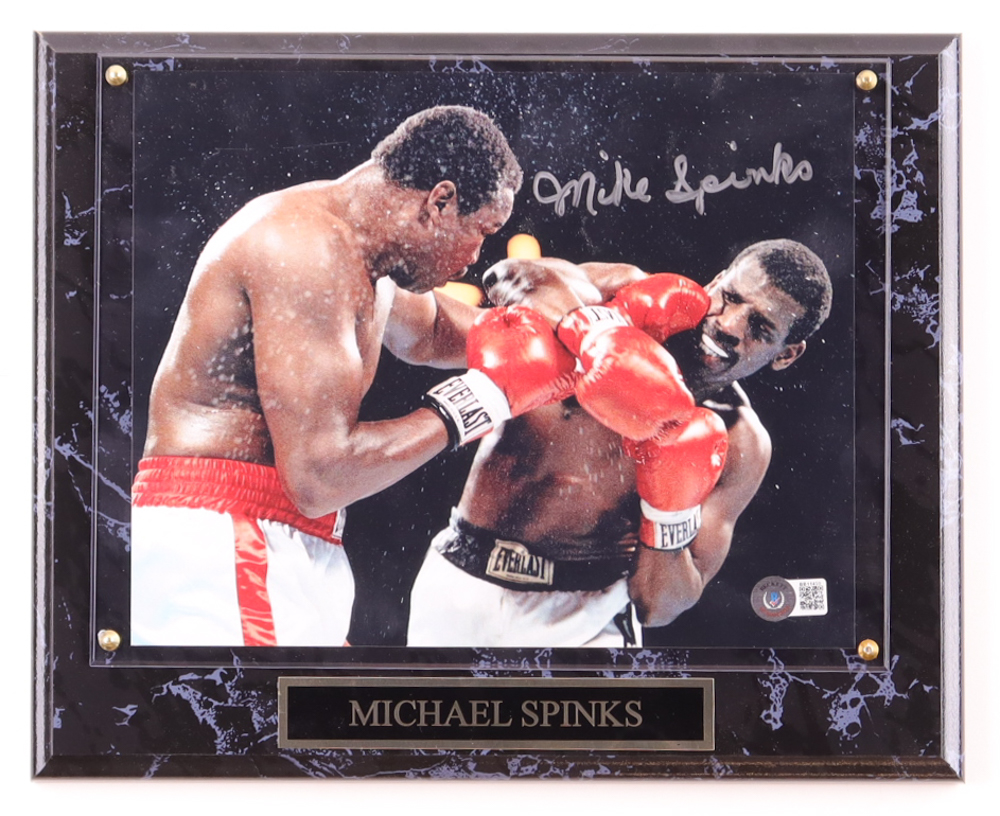 Michael Spinks Signed Photo Plaque (Beckett) | Pristine Auction