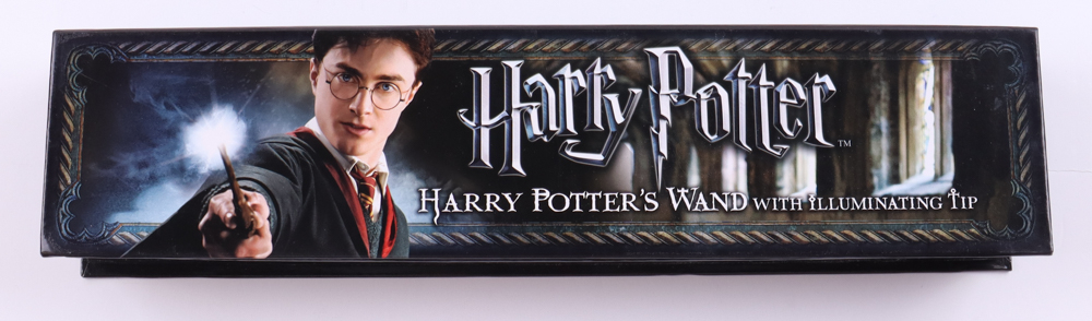 Daniel Radcliffe Signed "Harry Potter" Wand With Original Box (JSA ...