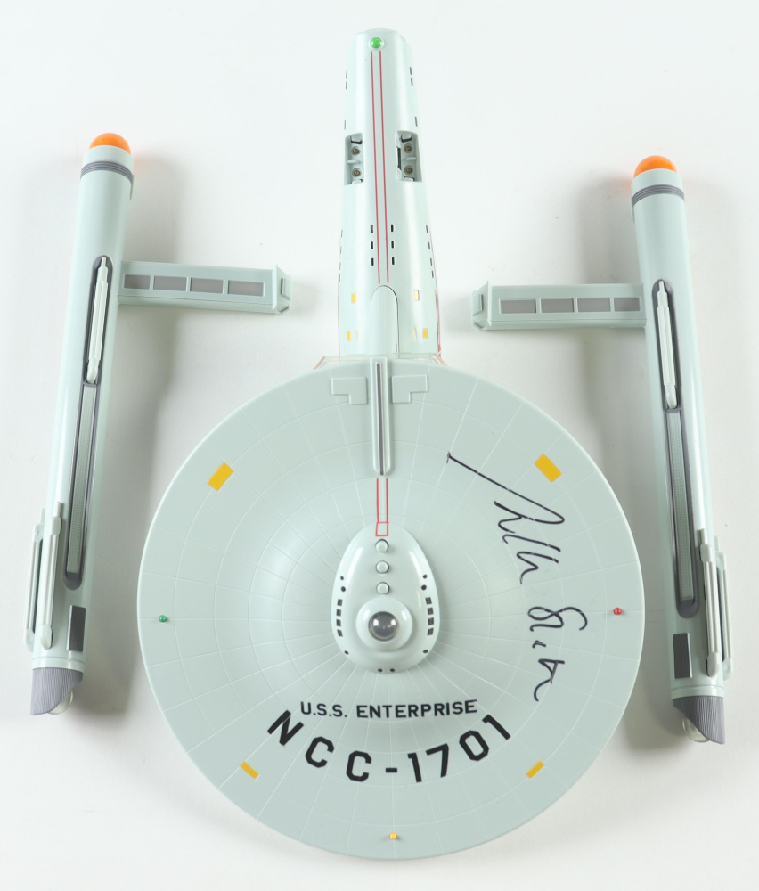 William Shatner Signed 2022 Playmates Toys Classic Star Trek "U.S.S ...