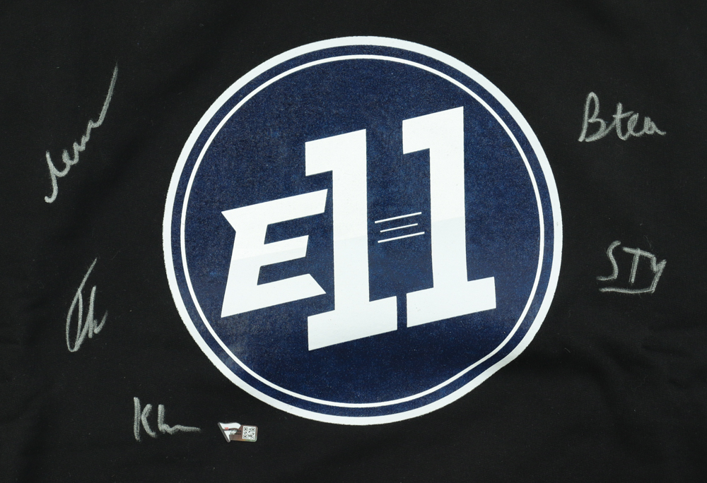 E11 New York Battle Royale Championship Team Hoodie Signed By (5) with ...