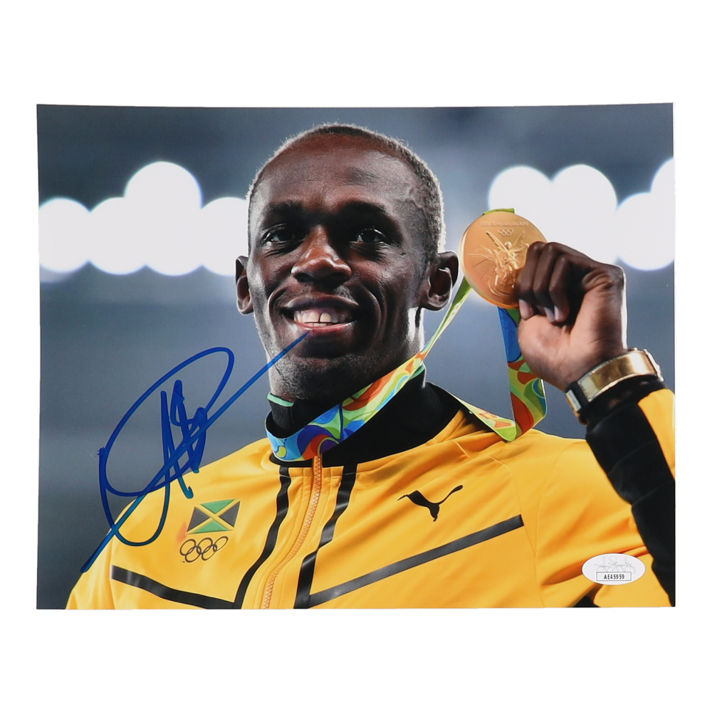 Usain Bolt Signed Team Jamaica 8x10 Photo (JSA) | Pristine Auction