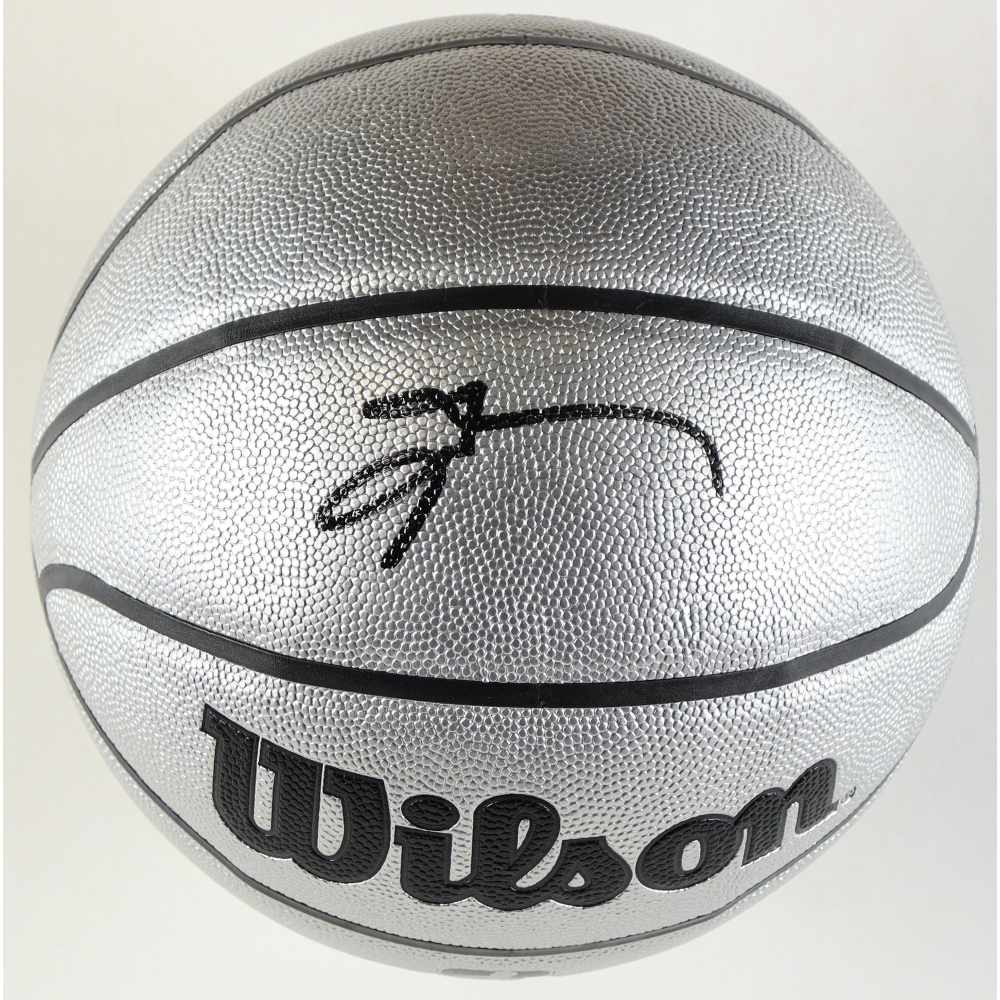 Allen Iverson Signed NBA Basketball (Beckett) | Pristine Auction