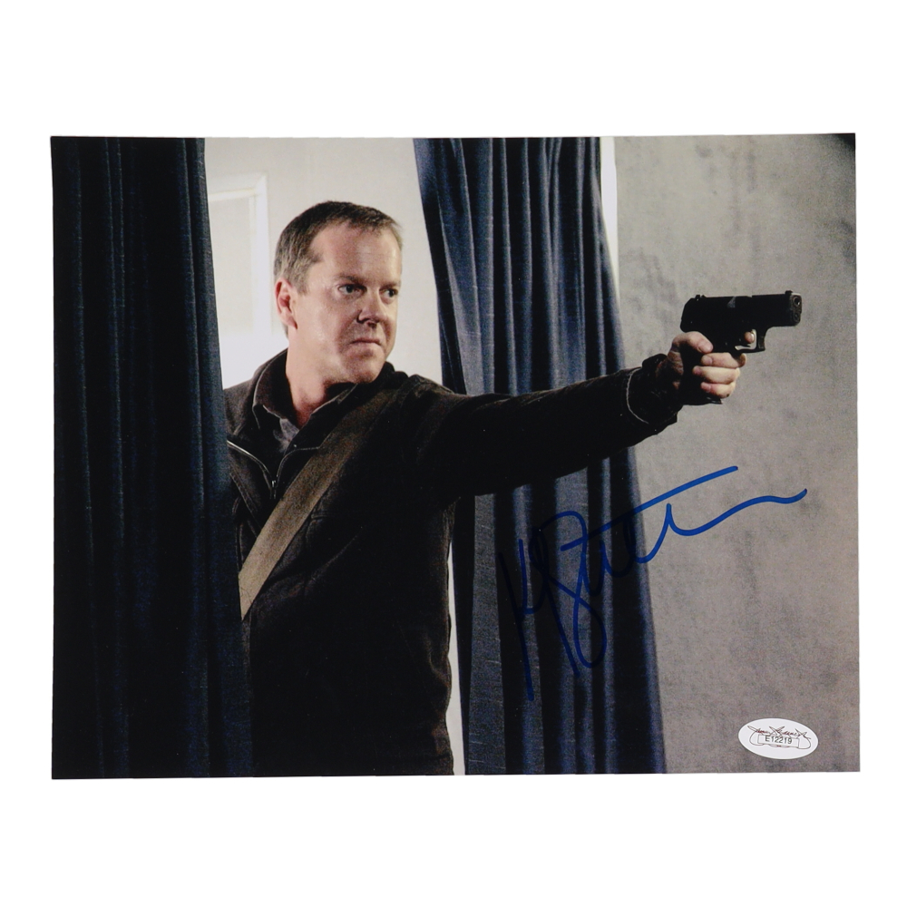 Kiefer Sutherland Signed "24" 8x10 Photo (JSA) | Pristine Auction