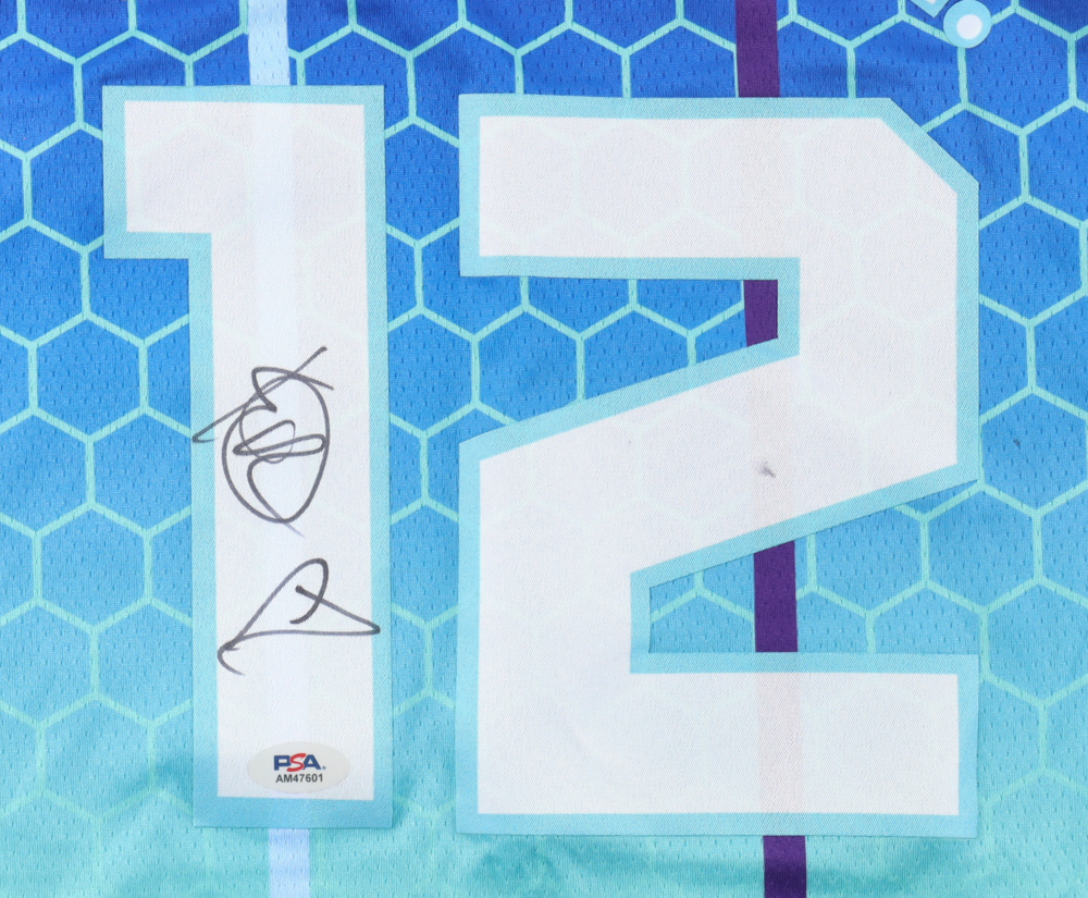 Kelly Oubre Jr. Signed Hornets Jersey (PSA) | Pristine Auction