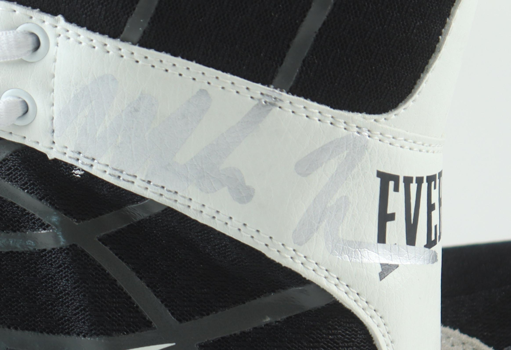 Mike Tyson Signed Everlast Professional Boxing Shoes (Tyson) | Pristine ...