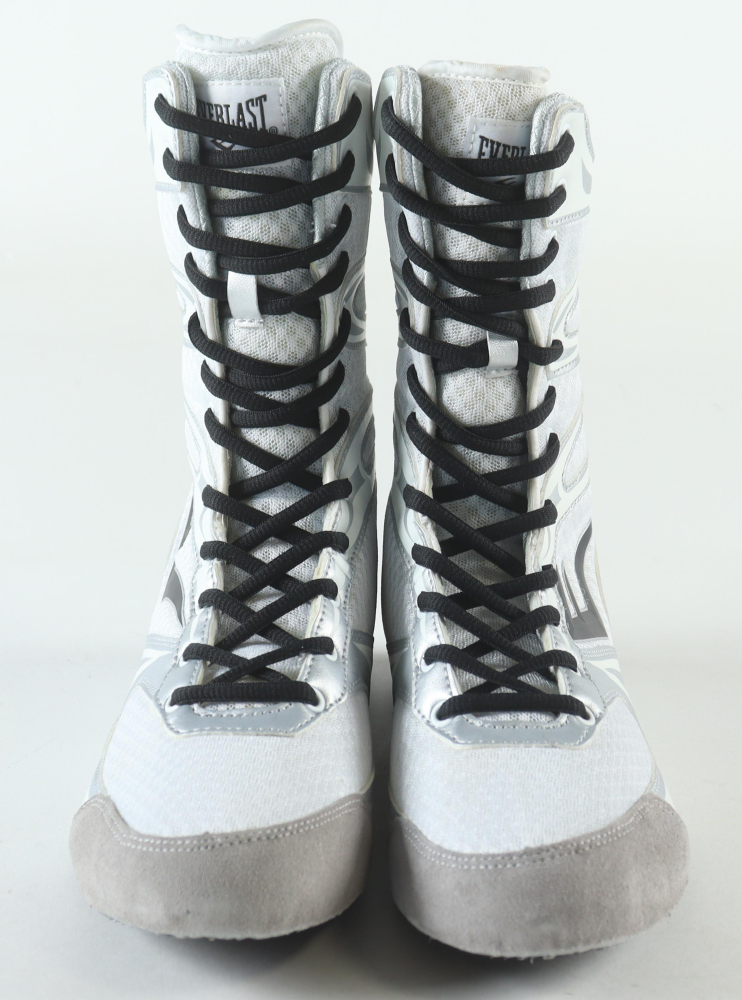 Mike Tyson Signed Everlast Professional Boxing Shoes (Tyson) | Pristine ...