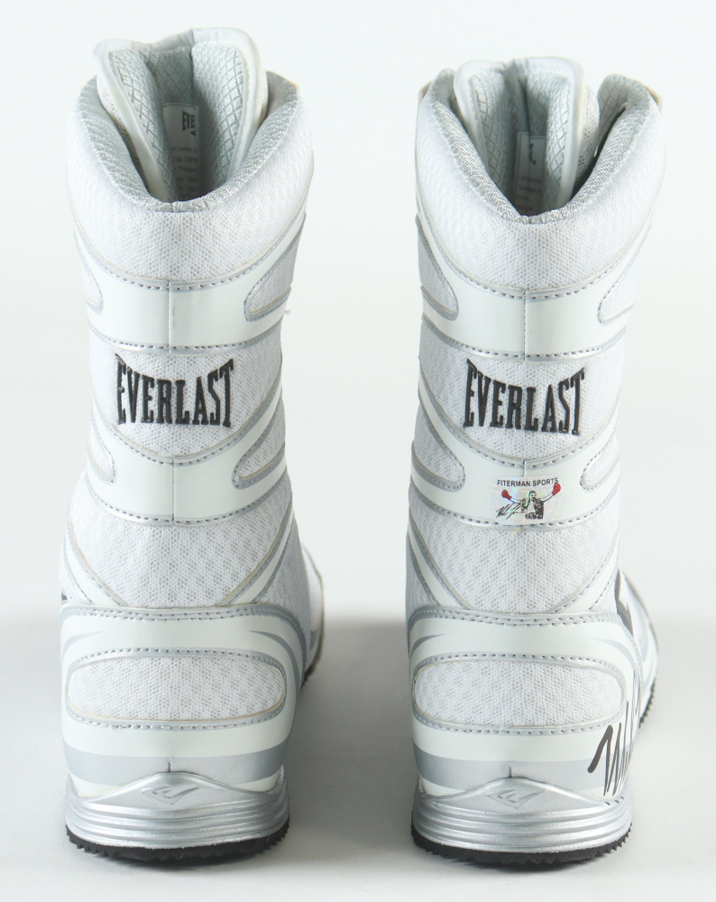 Mike Tyson Signed Everlast Professional Boxing Shoes (Tyson) | Pristine ...