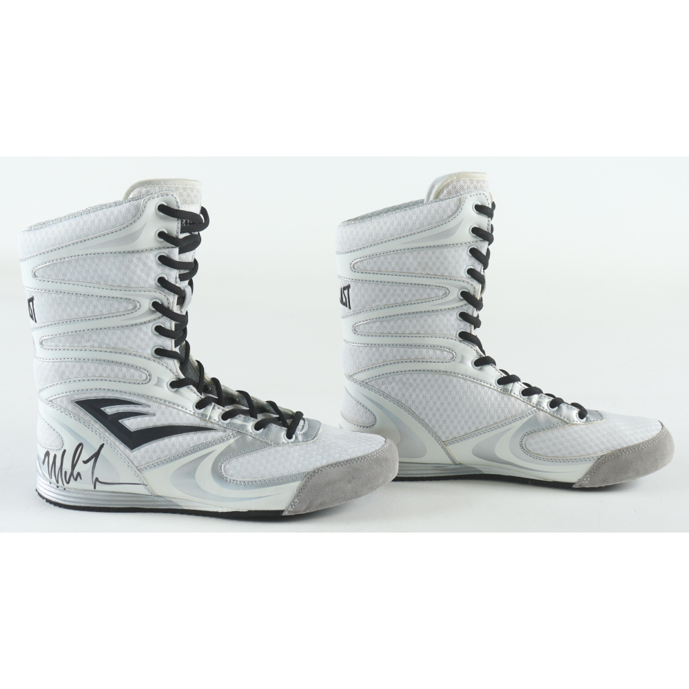 Mike Tyson Signed Everlast Professional Boxing Shoes (Tyson) | Pristine ...