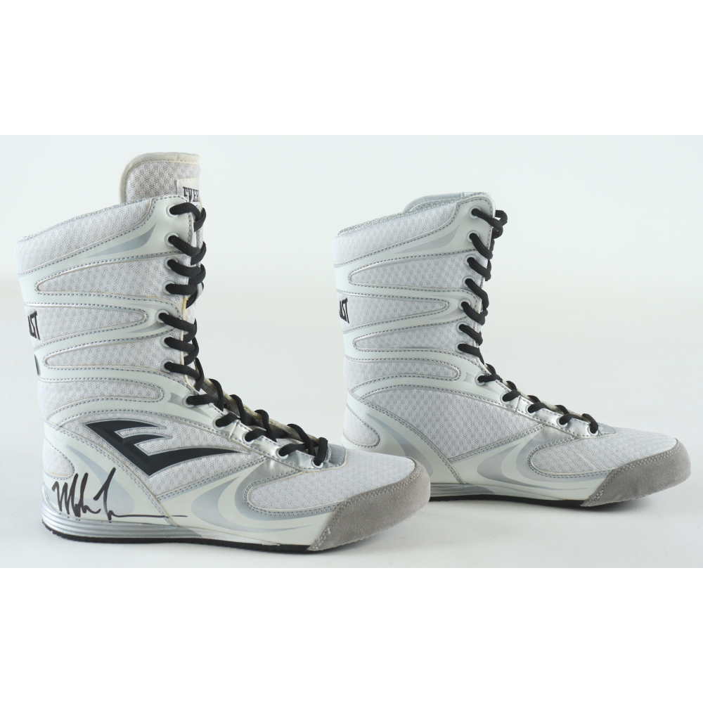 Mike Tyson Signed Everlast Professional Boxing Shoes (Tyson) | Pristine ...