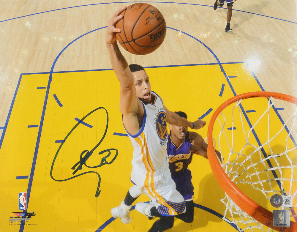 Stephen Curry Signed Warriors 11x14 Photo (Beckett) | Pristine Auction