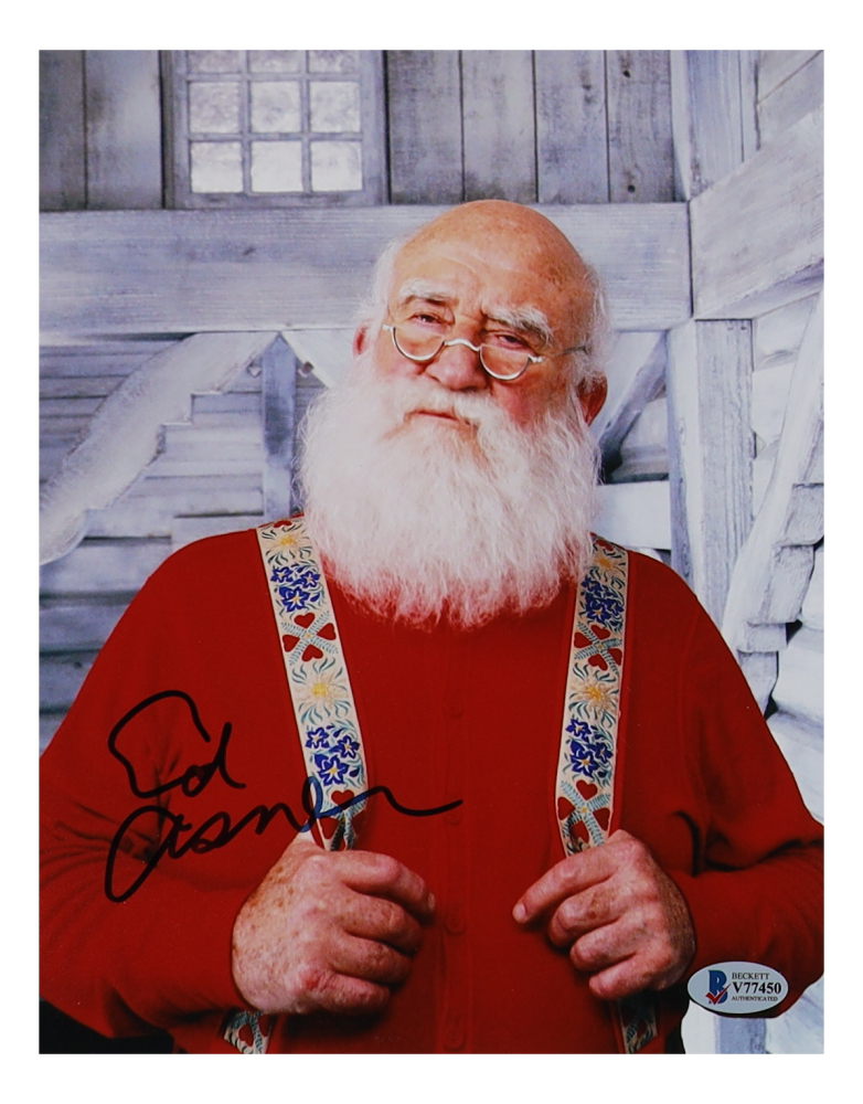 Ed Asner Signed "Elf" 8x10 Photo (Beckett) | Pristine Auction