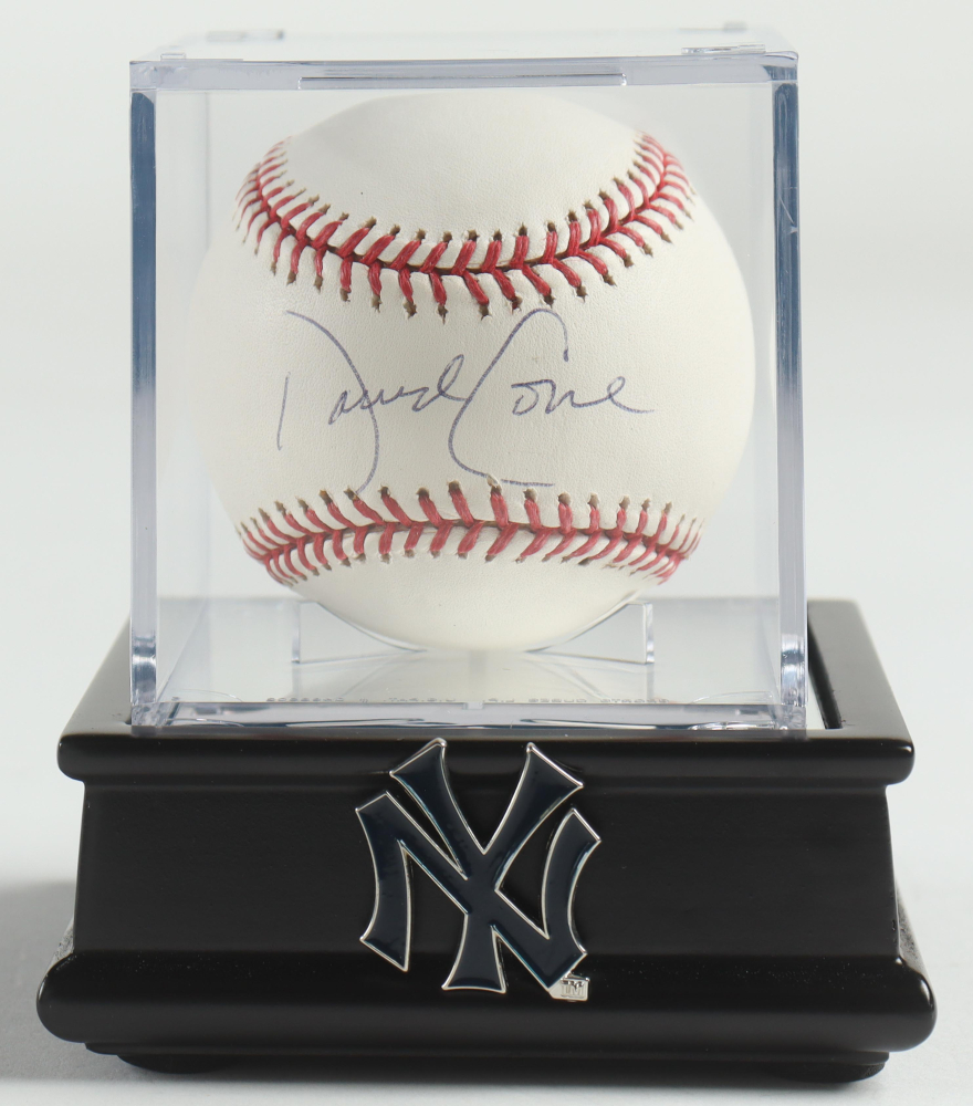 David Cone Signed OML Baseball with Yankees Display Case (PSA ...