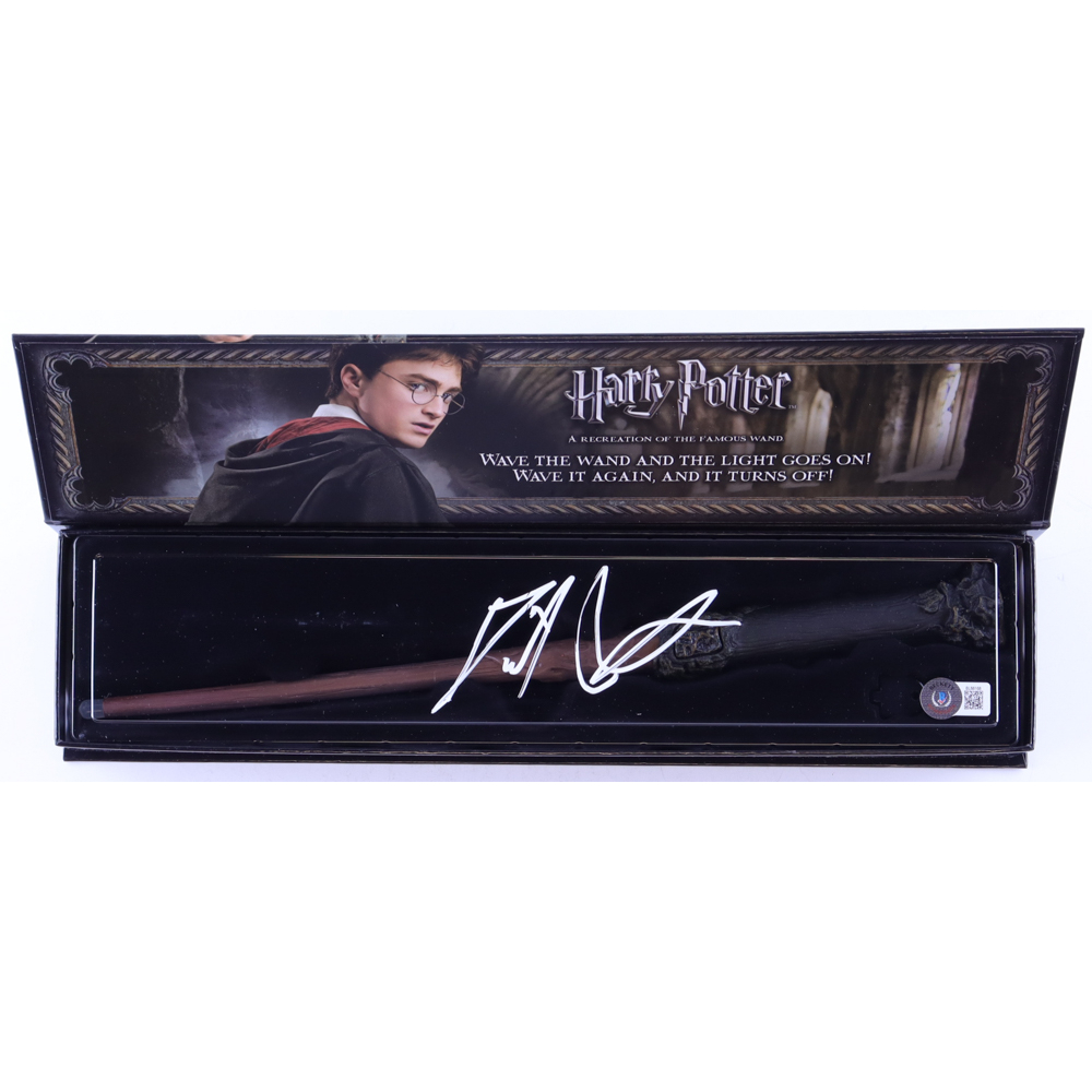 Daniel Radcliffe Signed "Harry Potter" Wand Box (Beckett) | Pristine ...
