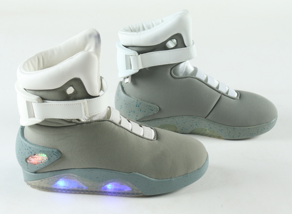 Michael J. Fox Signed "Back to the Future Part II" Replica Prop Shoe ...
