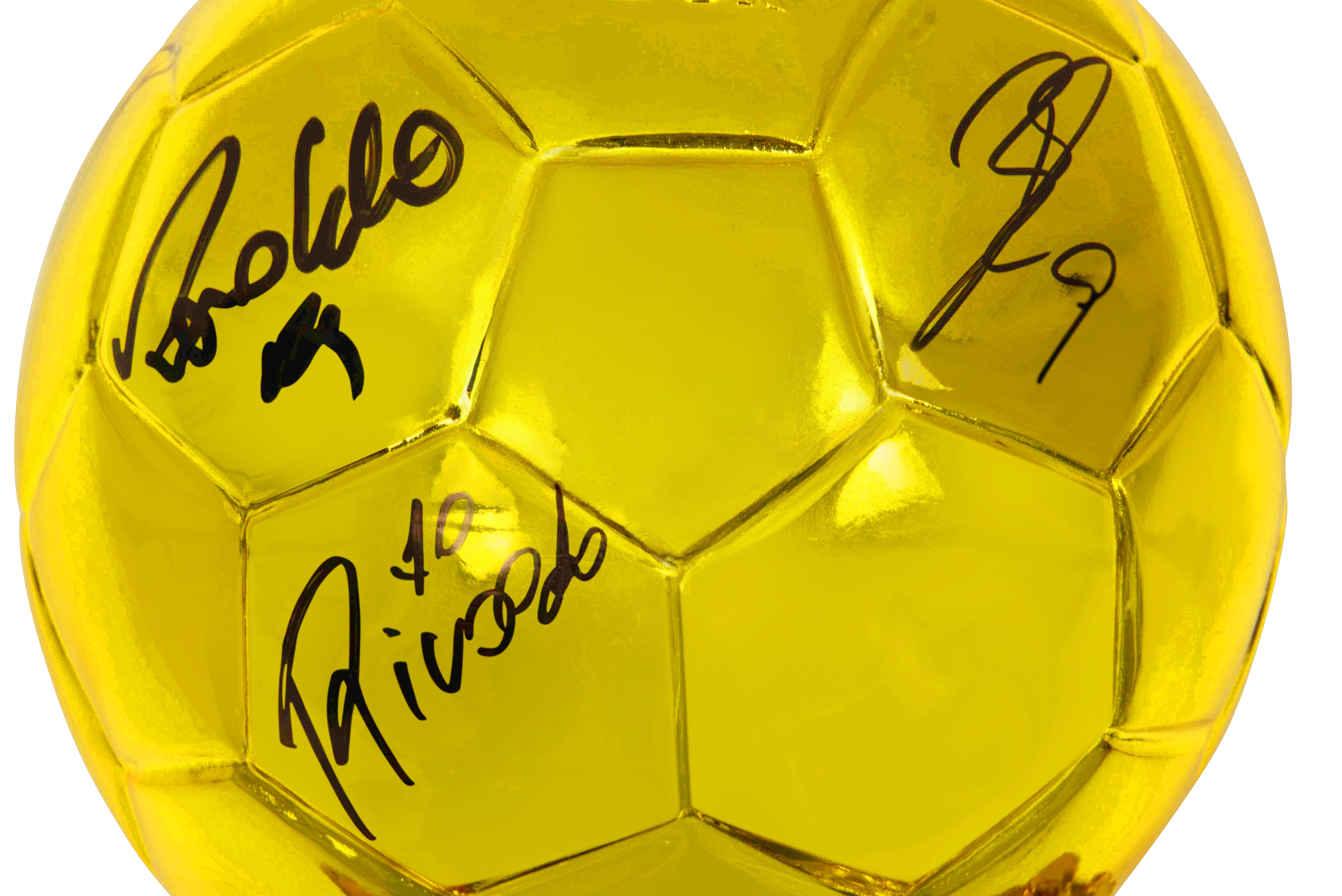 Ballon d'Or Replica Trophy Signed By (5) with Ronaldo Nazario, Kaka, Rivaldo, Karim Benzema ...