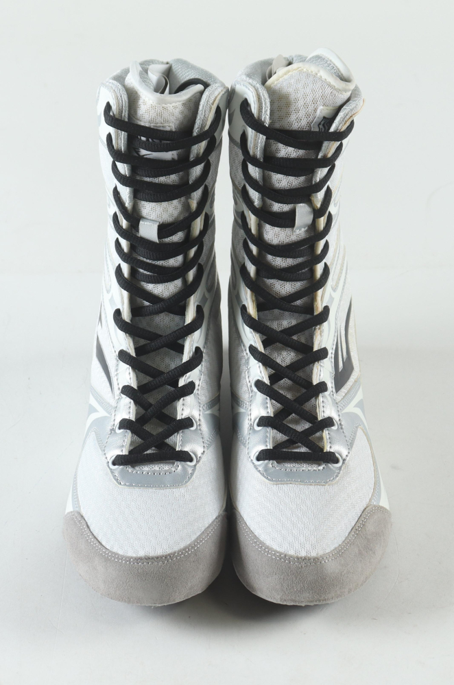 Mike Tyson Signed Everlast Professional Boxing Shoes (Tyson) | Pristine ...