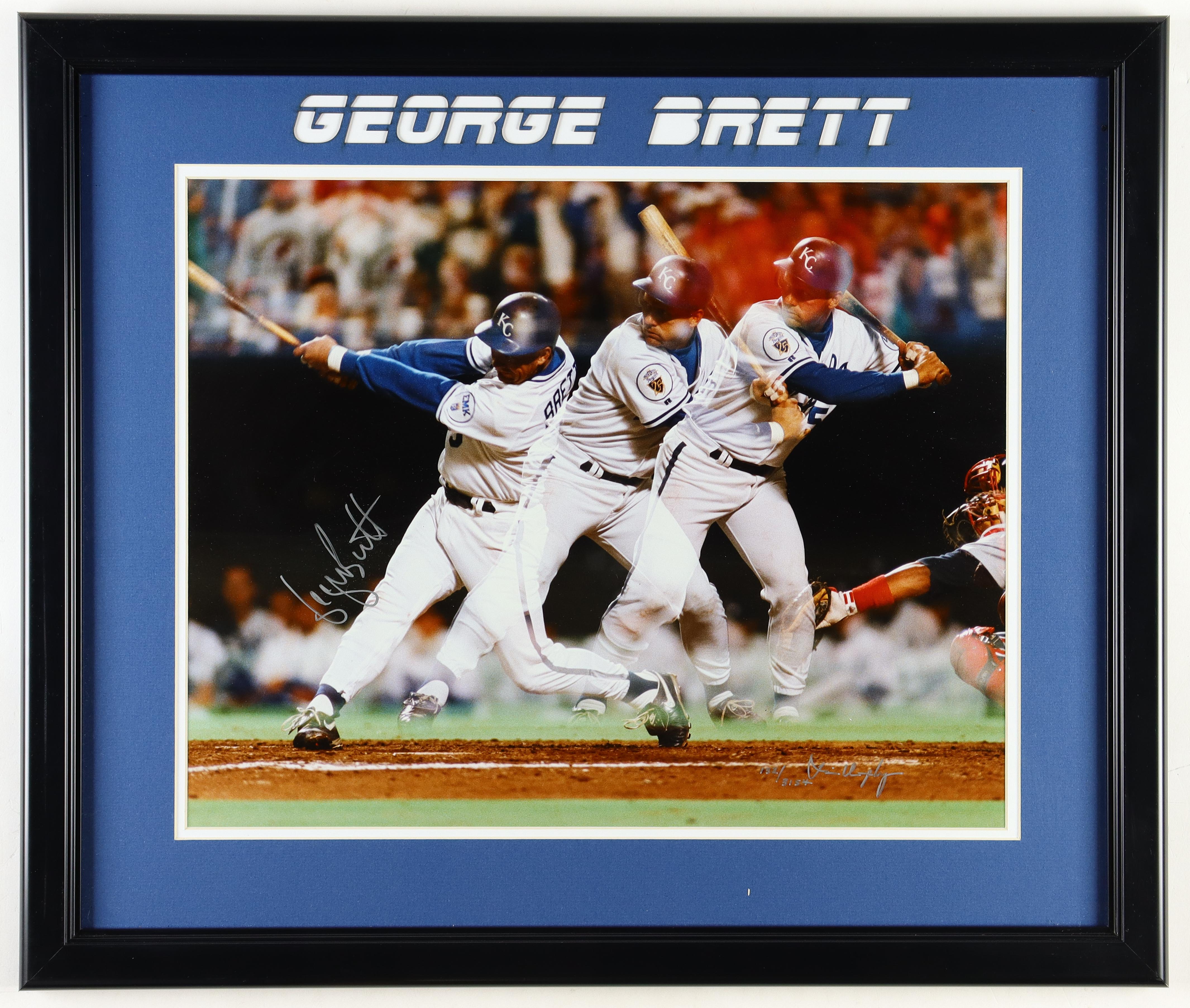 George Brett Signed LE Royals Custom Framed Photo Display (Beckett ...
