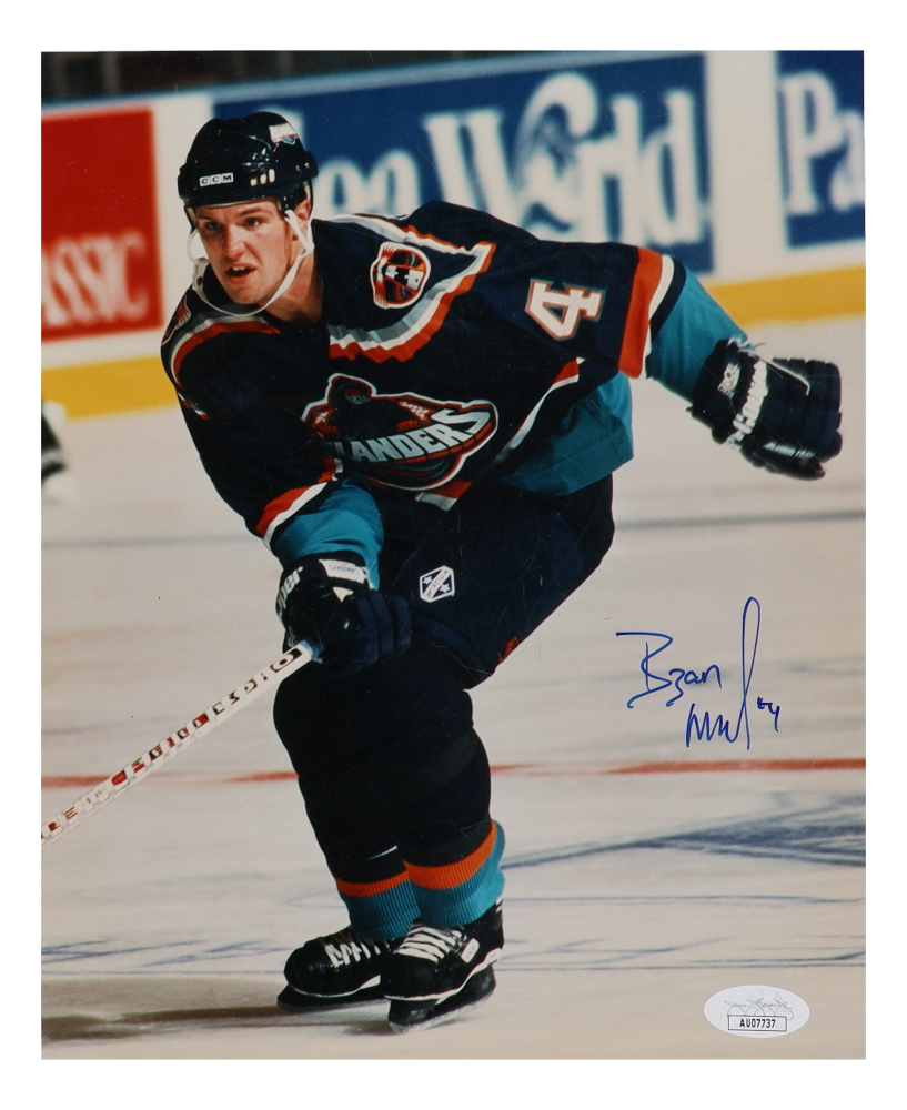 Bryan McCabe Signed islanders 8x10 Photo (JSA) | Pristine Auction