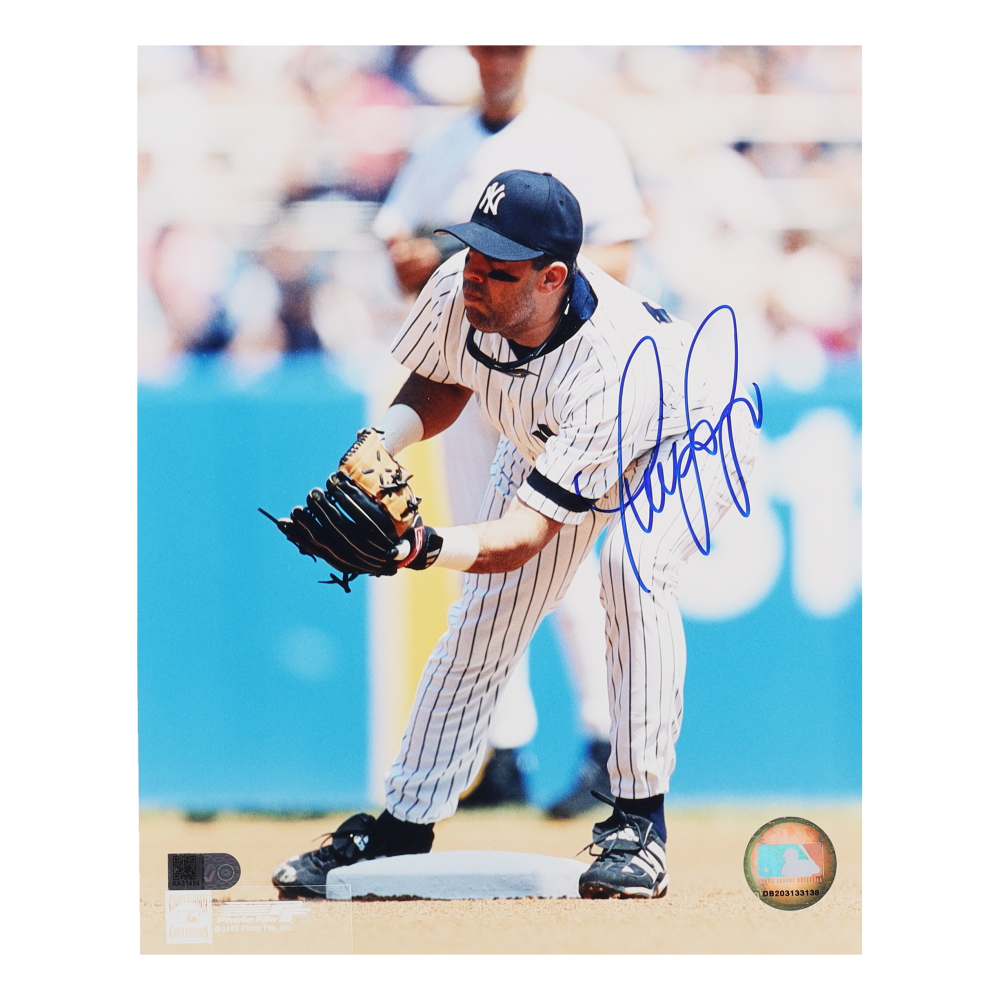 Luis Sojo Signed Yankees 8x10 Photo (AIV) | Pristine Auction