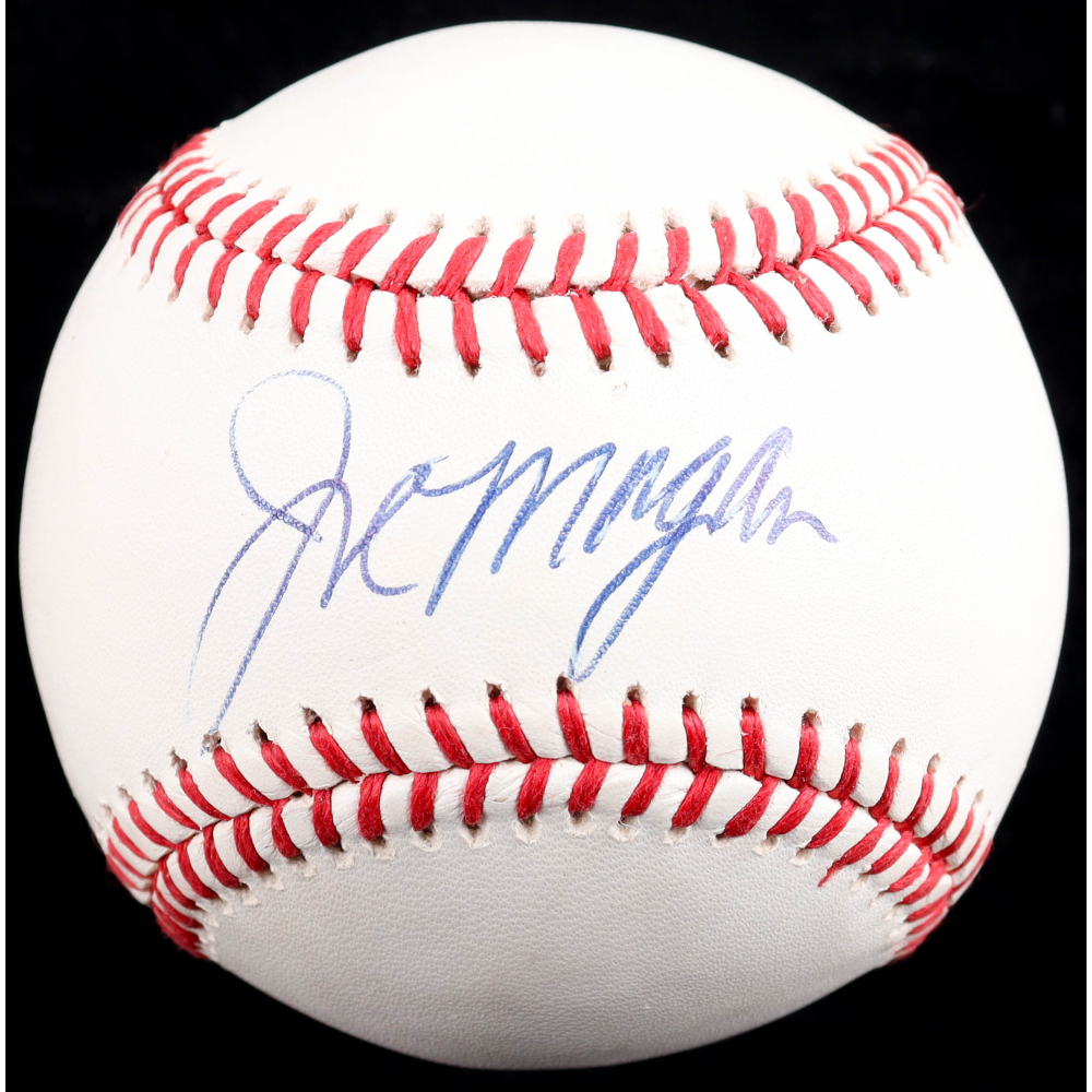 Joe Morgan Signed ONL Baseball (Beckett) | Pristine Auction