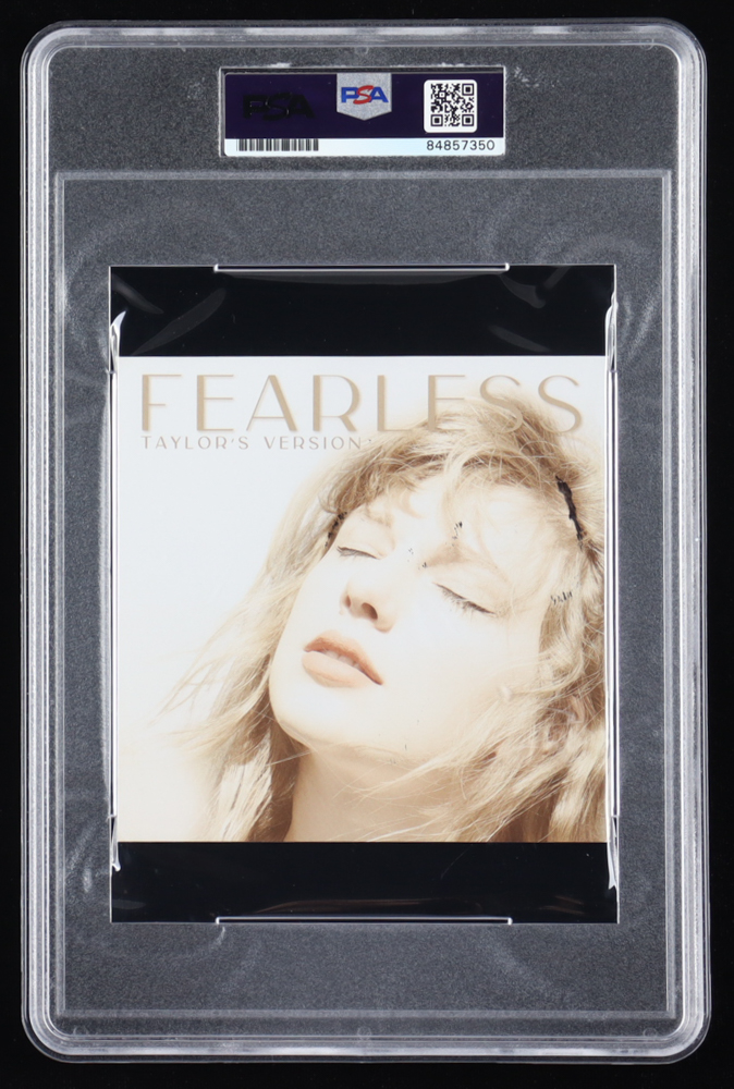 Taylor Swift Signed "Fearless (Taylor's Version)" CD Cover (PSA ...