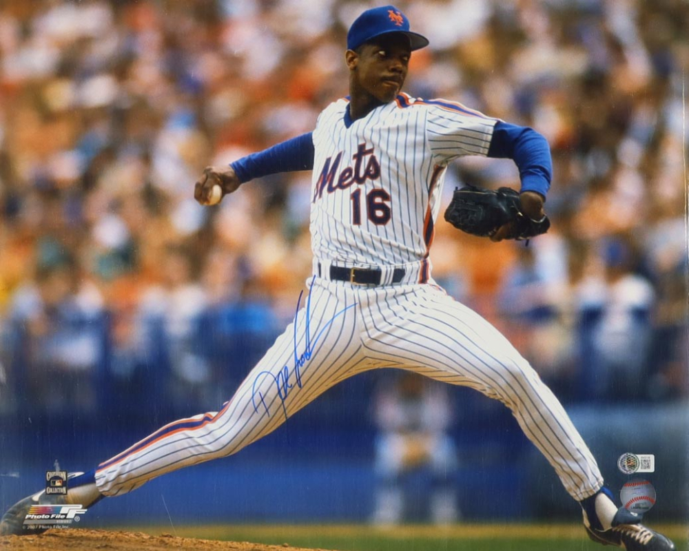 Dwight 'Doc' Gooden Signed Mets 16x20 Photo (Beckett) | Pristine Auction
