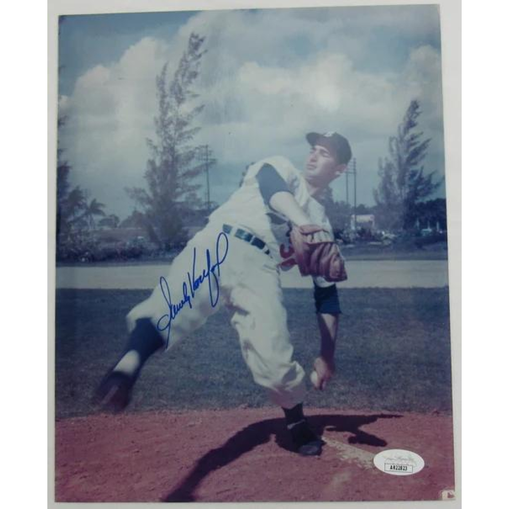 Sandy Koufax Signed Dodgers 8x10 Photo (JSA) | Pristine Auction