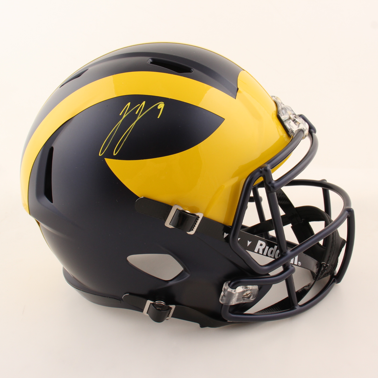 J. J. McCarthy Signed Michigan Wolverines Full-Size Speed Helmet ...