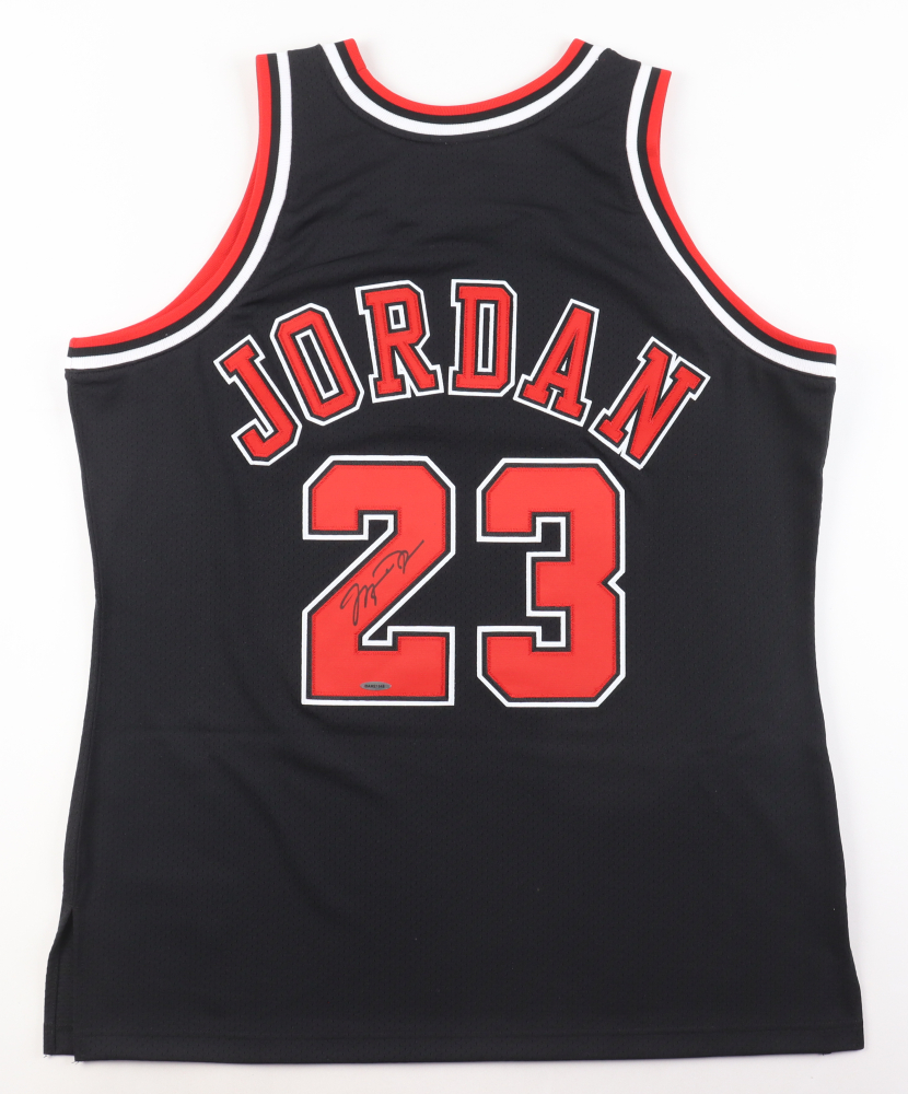 Michael Jordan Signed Bulls Authentic 1997-98 Mitchell & Ness Jersey (UDA) | Pristine Auction