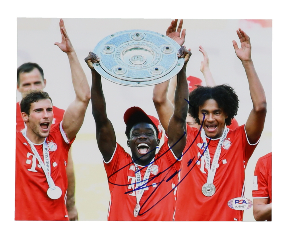 Alphonso Davies Signed Munich 8x10 Photo (PSA) | Pristine Auction
