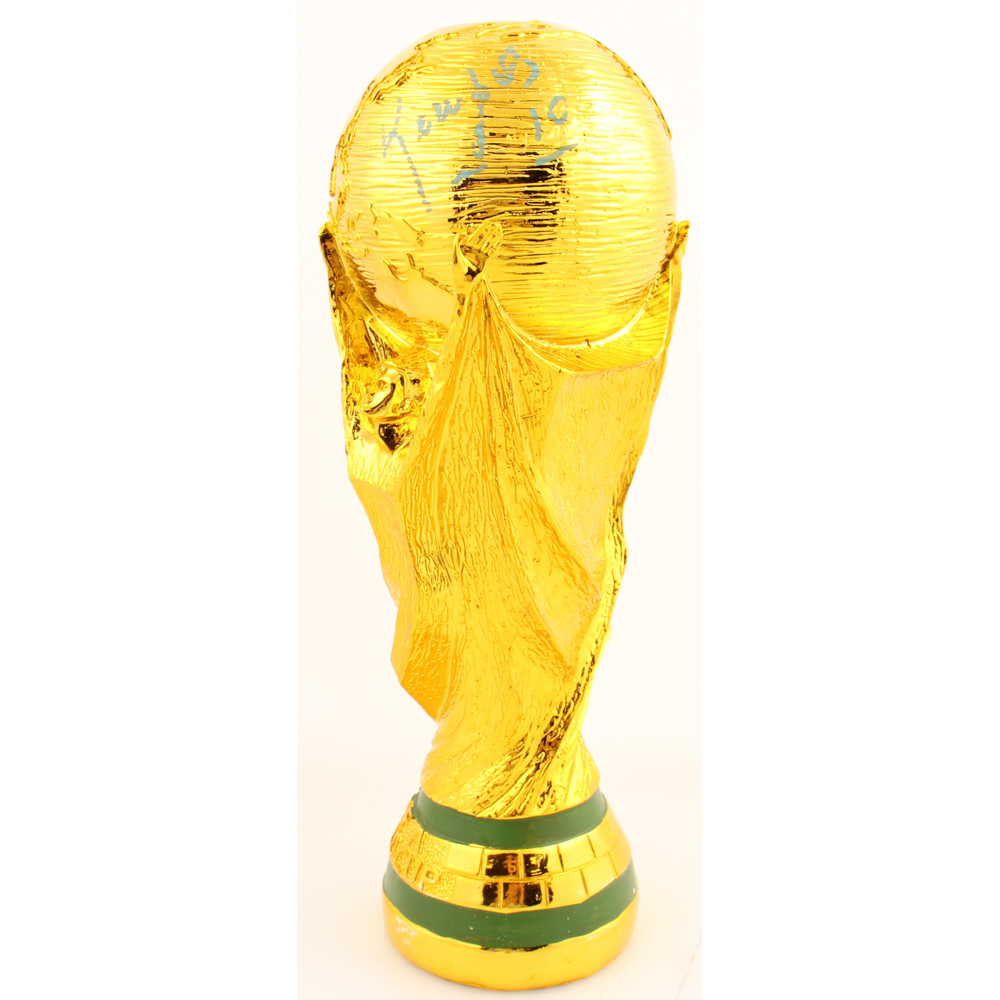 Mario Kempes Signed FIFA World Cup Replica Trophy (JSA) | Pristine Auction