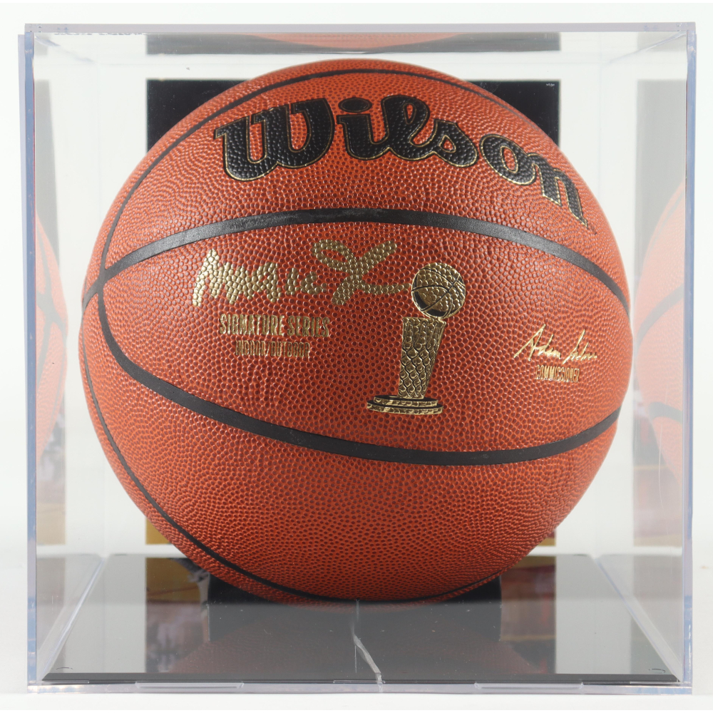 Magic Johnson Signed NBA Finals Trophy Special Edition Basketball With ...