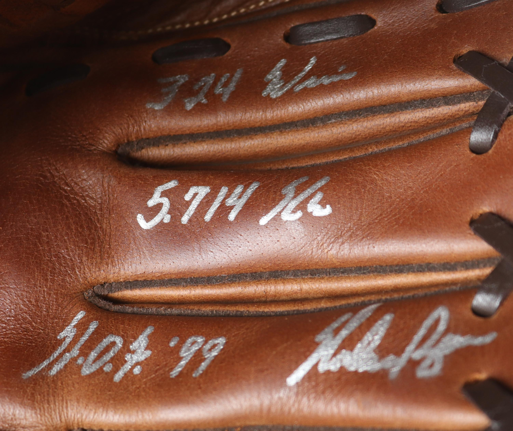 Nolan Ryan Signed Vintage Rawlings Baseball Glove with (3) Career Stat ...