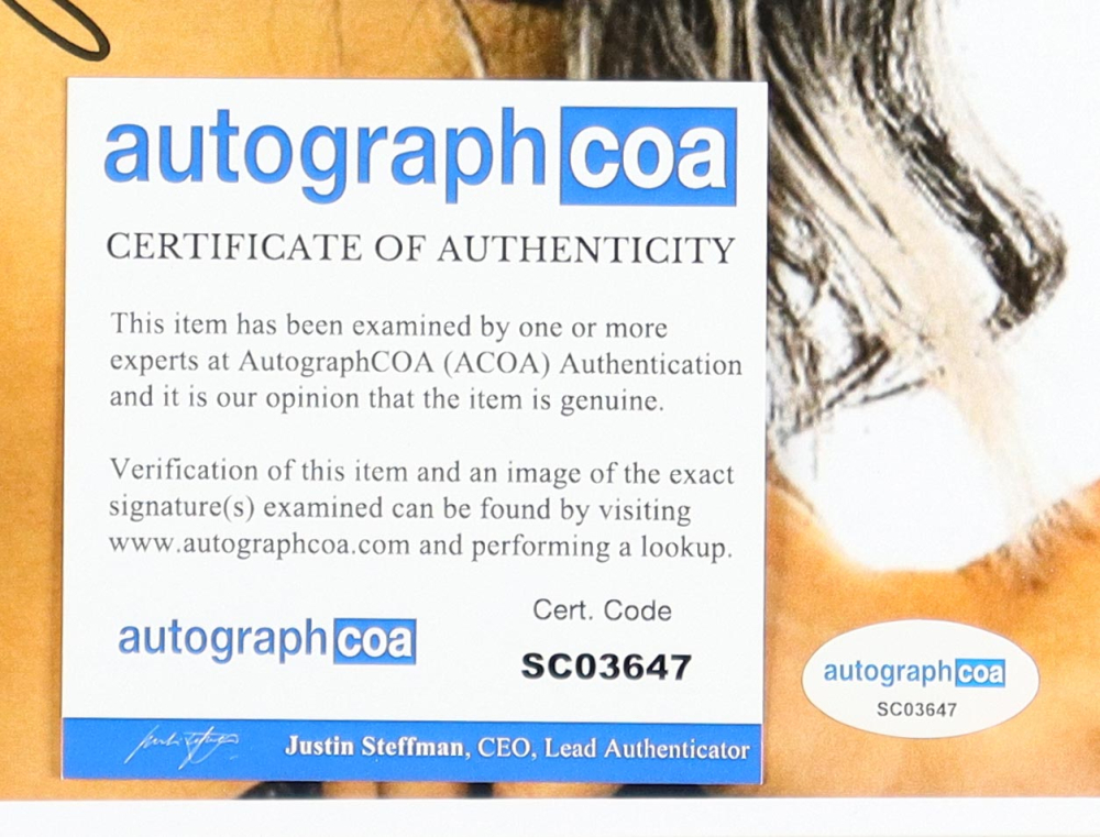 Roxanne Perez Signed WWE 11x17 Photo (AutographCOA) | Pristine Auction