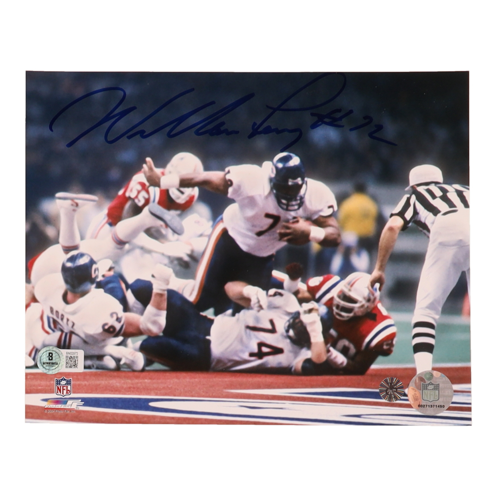 William Perry Signed Bears 8x10 Photo (Beckett) | Pristine Auction