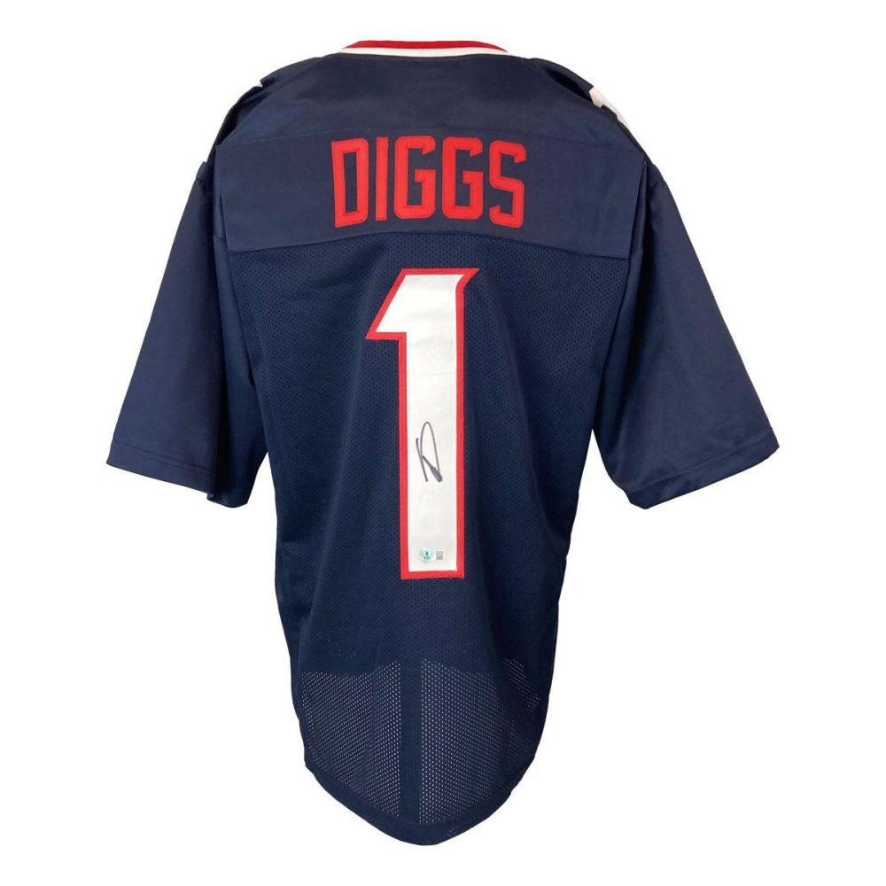 Stefon Diggs Signed Jersey (Beckett) | Pristine Auction
