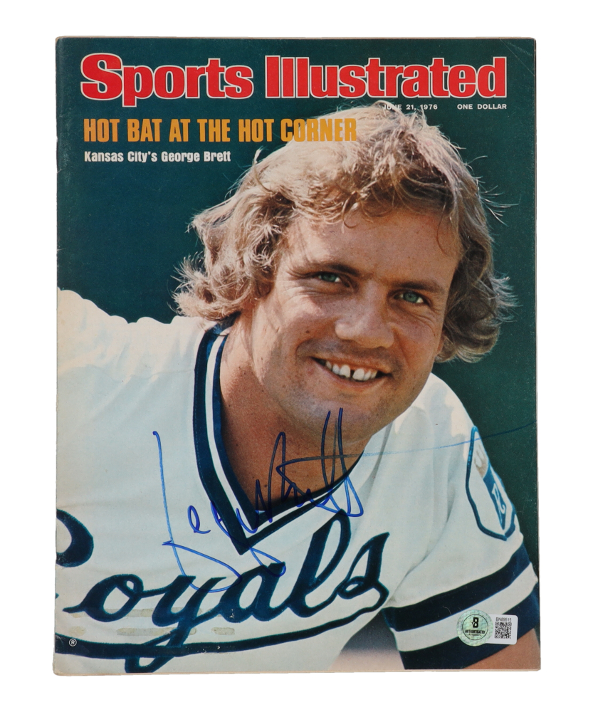 George Brett Signed 1976 Sports Illustrated Magazine (Beckett) | Pristine Auction