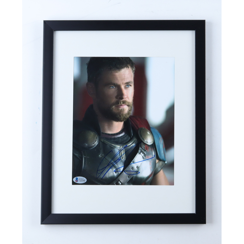 Chris Hemsworth Signed "Thor" Custom Framed Photo (Beckett) | Pristine ...