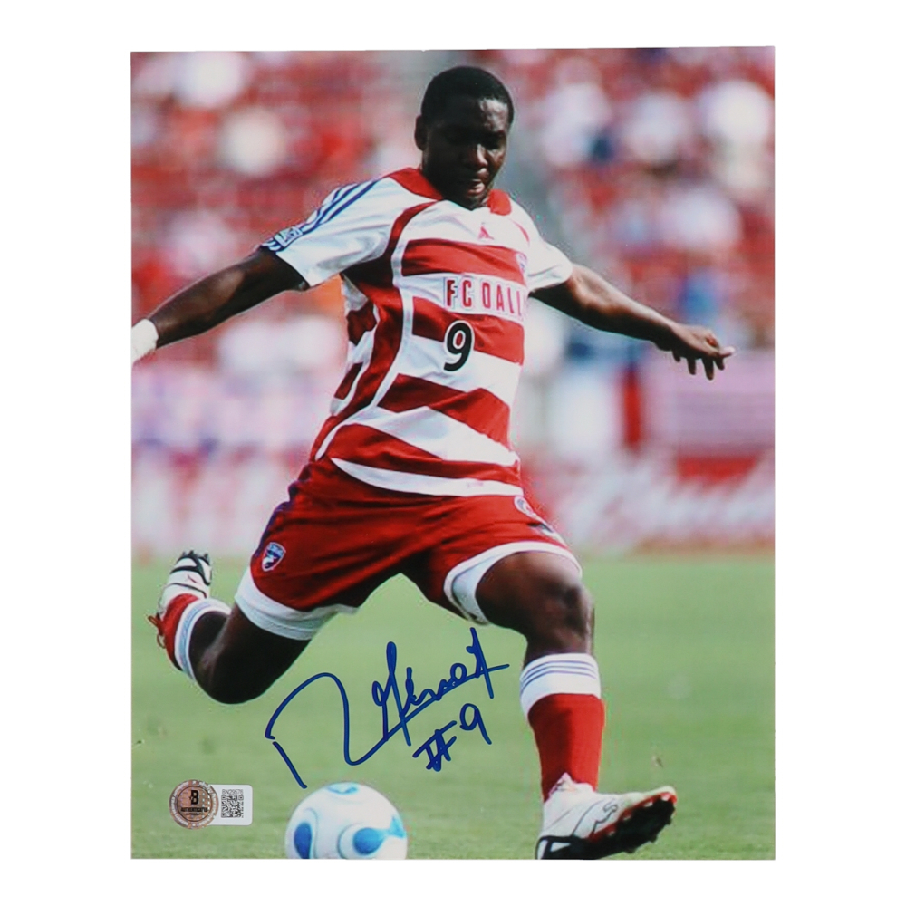 Roberto Mina Signed FC Dallas 8x10 Photo (Beckett) | Pristine Auction