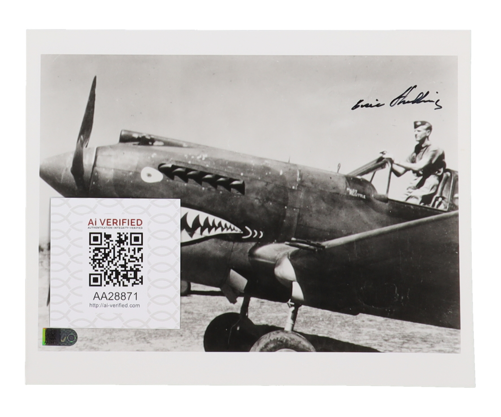 Erik Shilling Signed WWII 8x10 Photo (AIV) | Pristine Auction