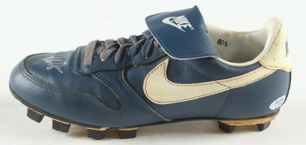 Nolan Ryan Signed Nike Baseball Cleat with Stat Plaque Display Case ...