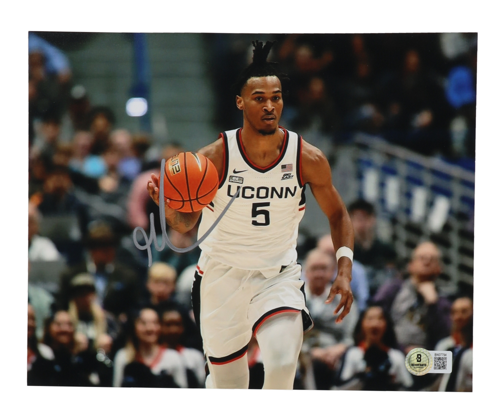 Stephon Castle Signed UConn Huskies 8x10 Photo (Beckett) | Pristine Auction
