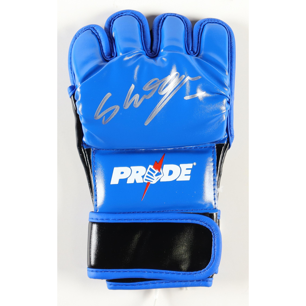 Maurício 'Shogun' Rua Signed UFC Glove (Beckett) | Pristine Auction