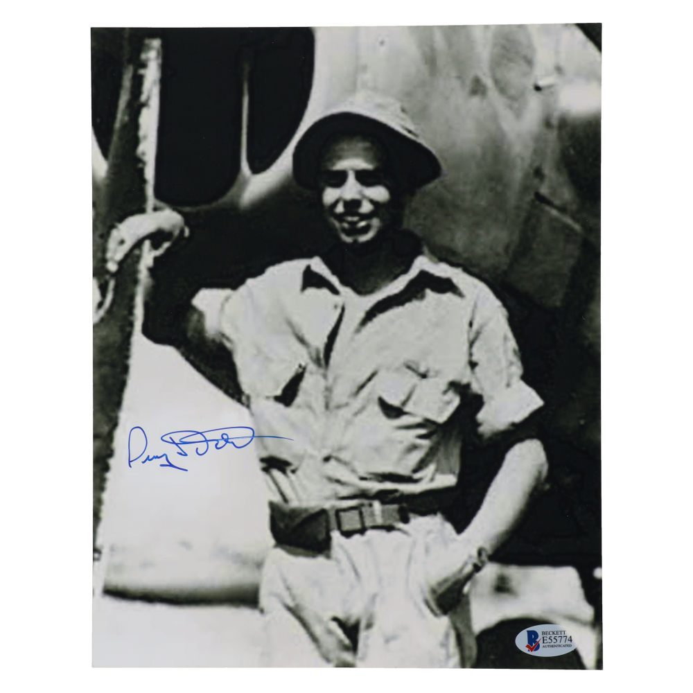 Perry Dahl Signed WWII 8x10 Photo (Beckett) | Pristine Auction