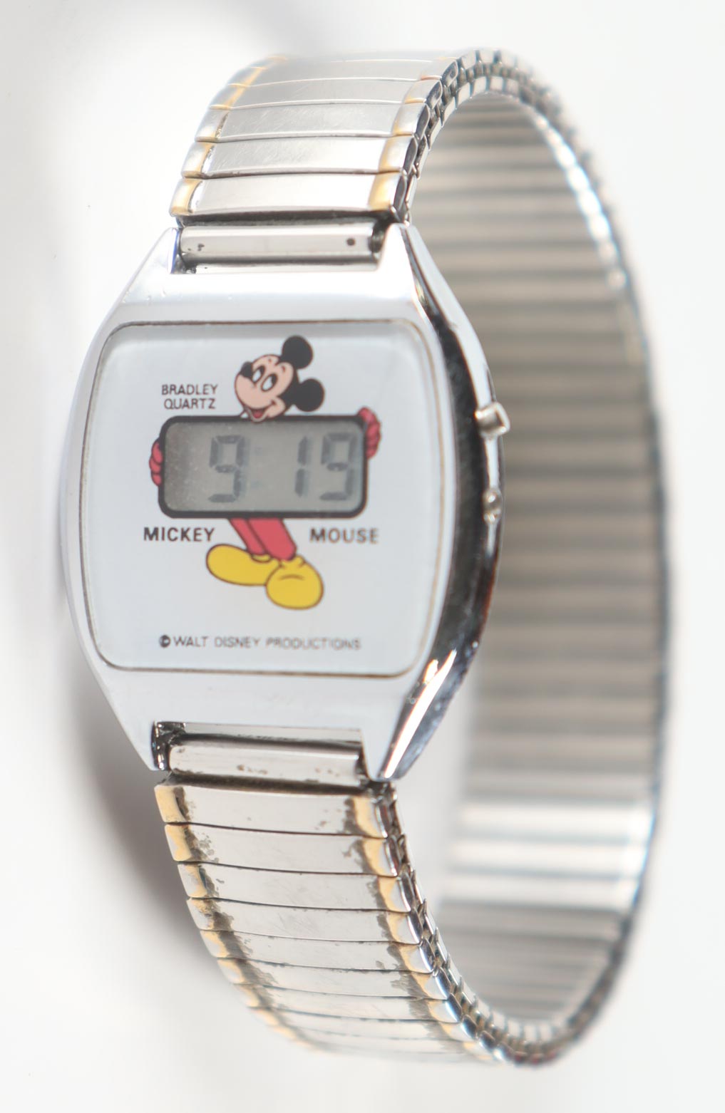 Walt Disney Mickey Mouse Digital Watch | Pristine Auction