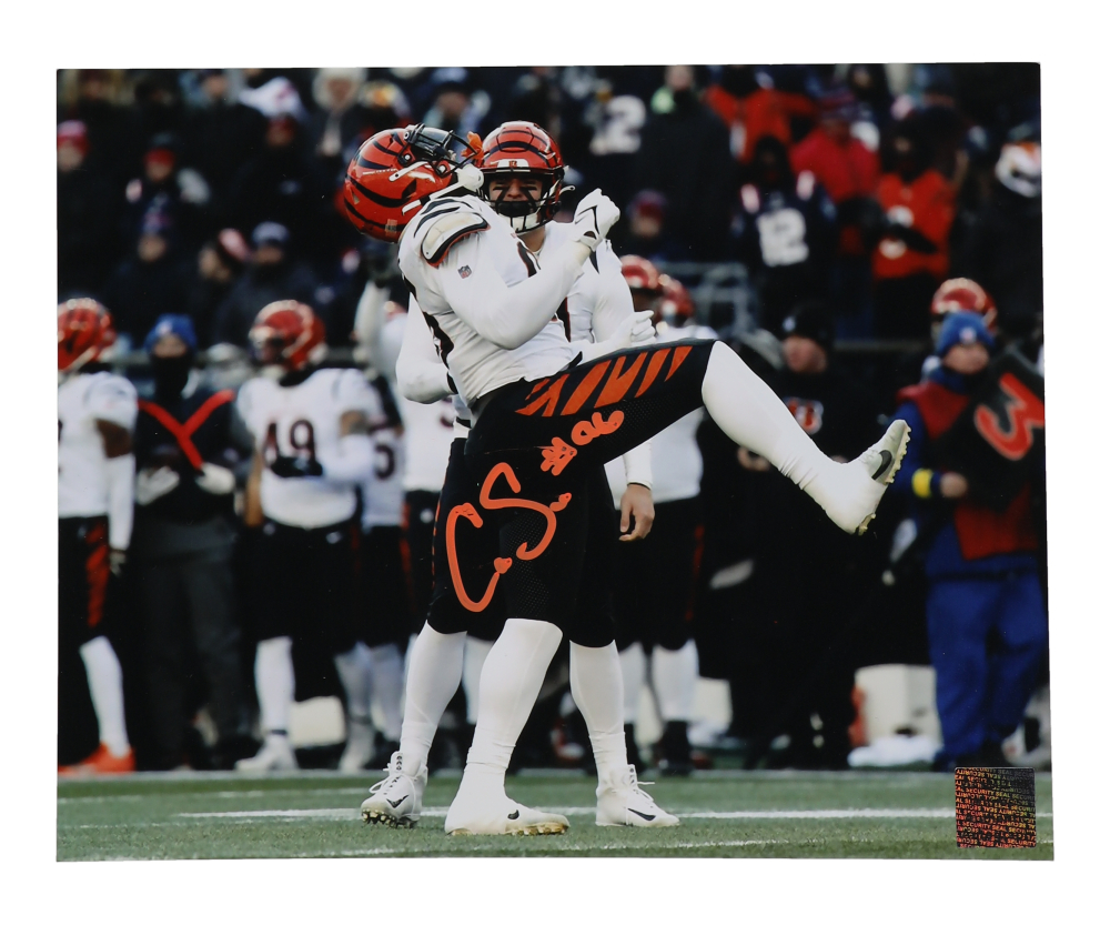 Cameron Sample Signed Bengals 8x10 Photo (Playball Ink) | Pristine Auction