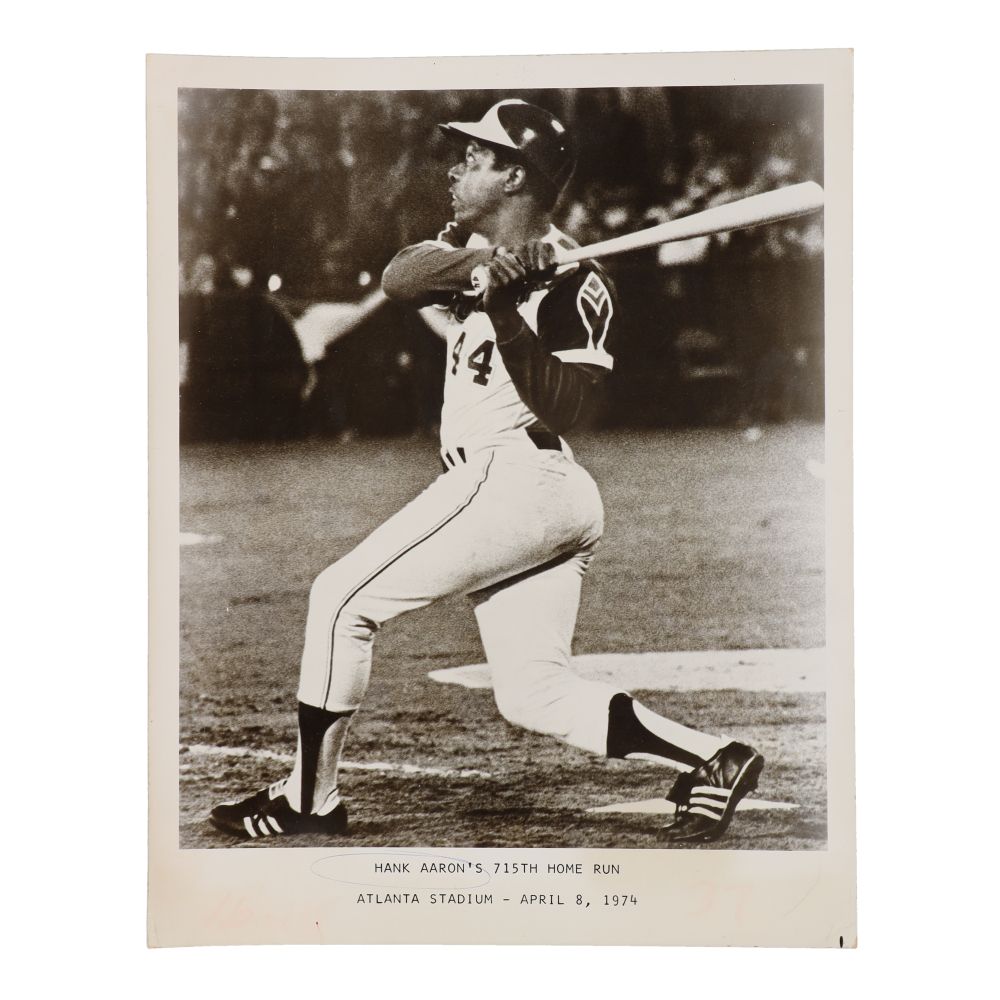 Hank Aaron 1974 Newspaper Used 715th Home Run 8x10 Photo | Pristine Auction
