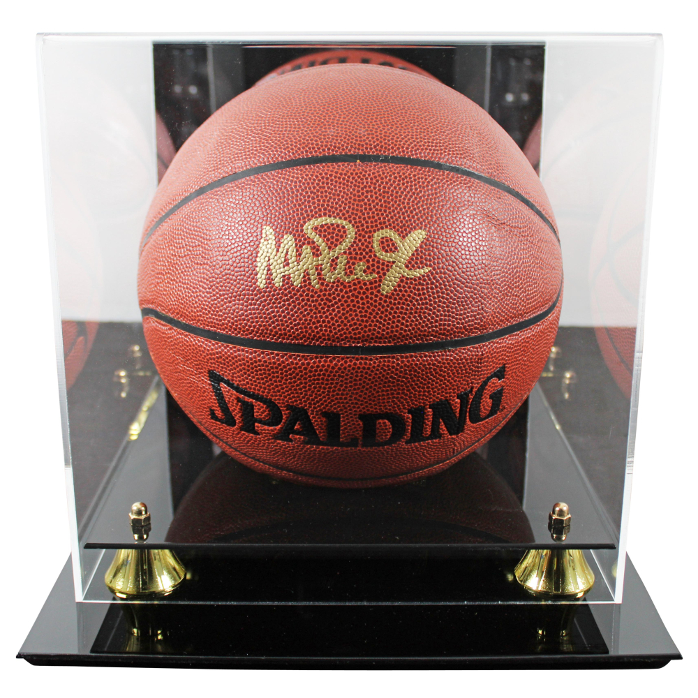 Magic Johnson Signed NBA Basketball with Display Case (Beckett ...