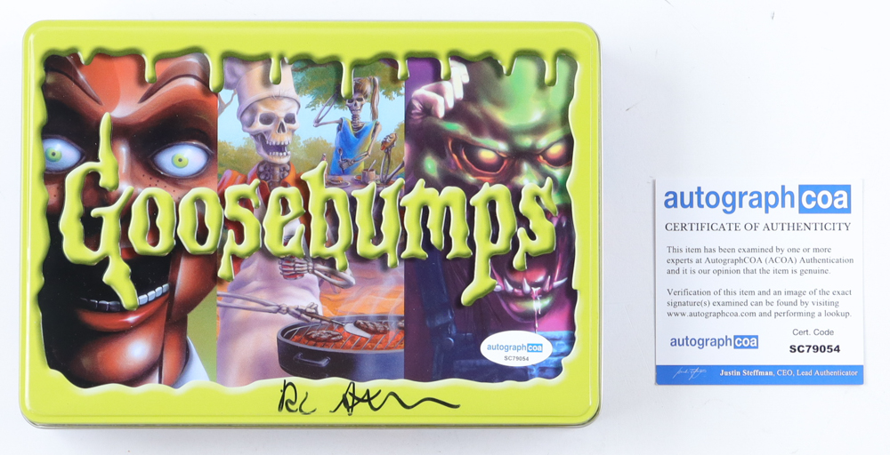 R. L. Stine Signed LE Goosebumps Retro Scream Collection Tin (ACOA ...